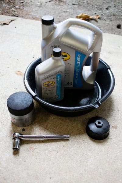 The Single Mom's DIY Guide to Changing Your Own Oil - Big Family Blessings