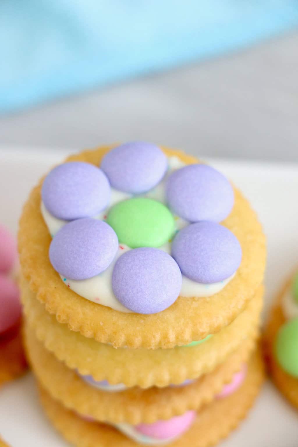 Easy Spring Dessert: Cracker Blossoms - Big Family Blessings
