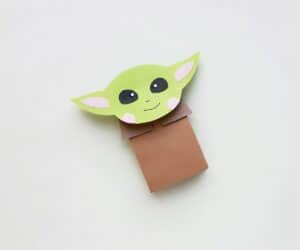 Paper Bag Puppet Grogu Craft - Big Family Blessings