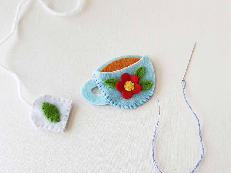 Felt Teacup Bookmark Craft - Big Family Blessings