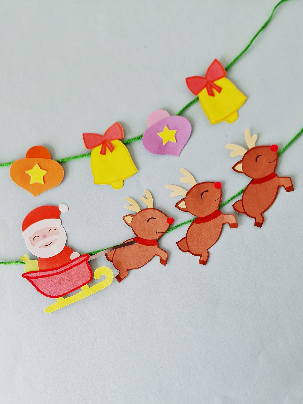Santa's Sleigh Garland - Big Family Blessings