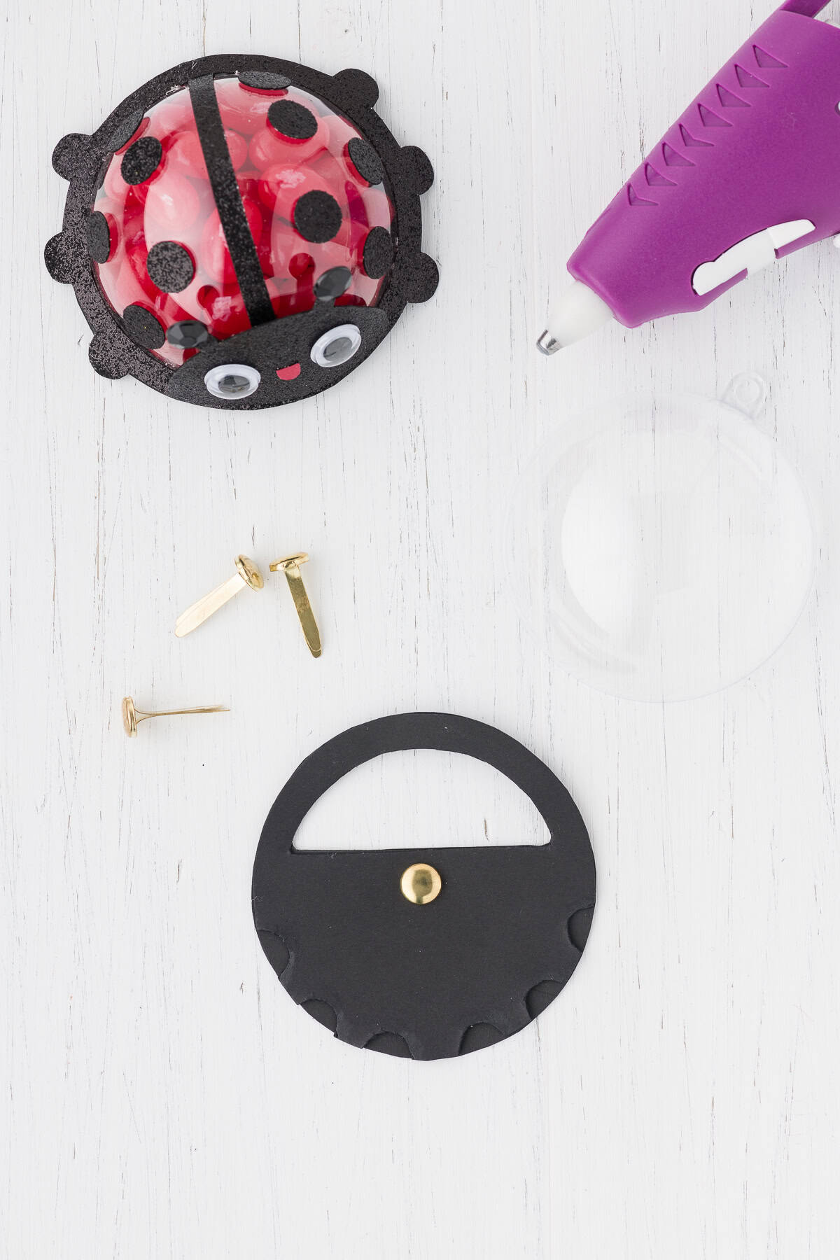 DIY Ladybug Candy Holder - Big Family Blessings