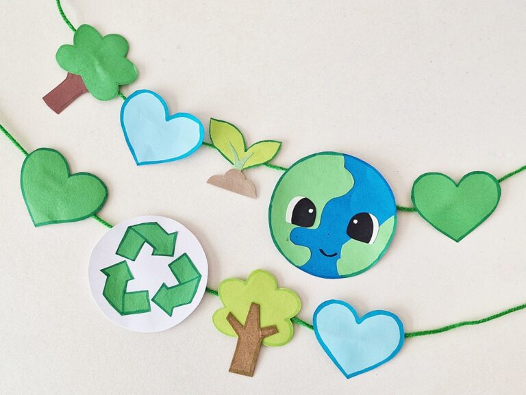 Earth Day Banner Craft - Big Family Blessings