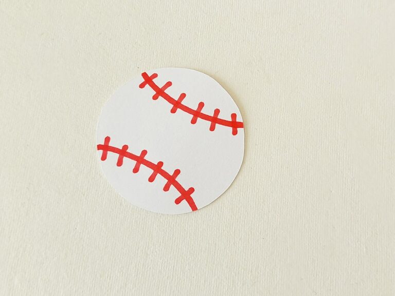 DIY Baseball Garland - Big Family Blessings