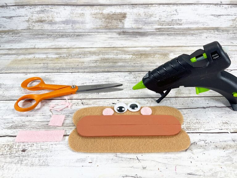 Craft Stick Hot Dog Craft - Big Family Blessings