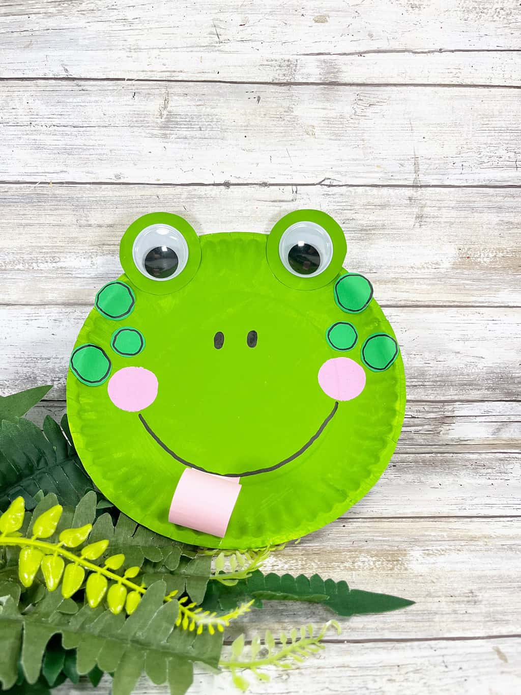Paper Plate Frog Craft - Big Family Blessings