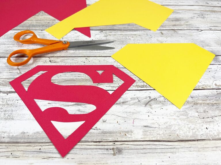 Superhero Paper Plate Craft - Flash, Superman, Captain America - Big ...