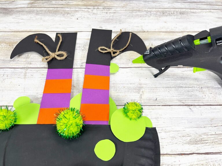 Witch & Cauldron Halloween Craft for Kids - Big Family Blessings