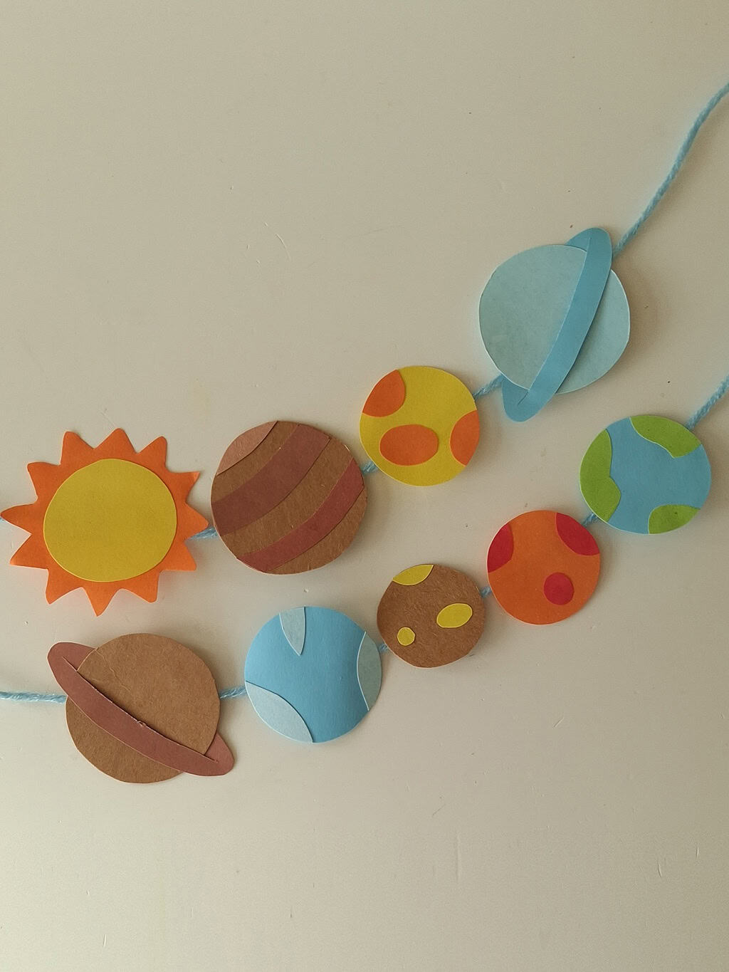 Solar System Craft - Easy DIY Garland - Big Family Blessings